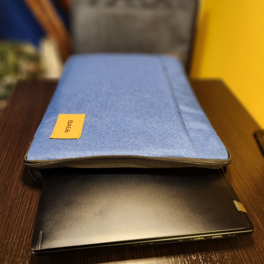 Estuche para laptop color celeste - VERONA AZL - MaxiTec